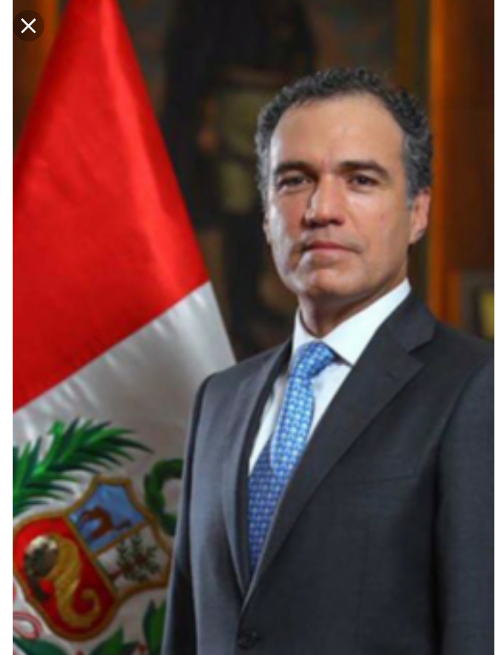 Los Ojos del Espectador: Salvador del Solar actor y politico peruano