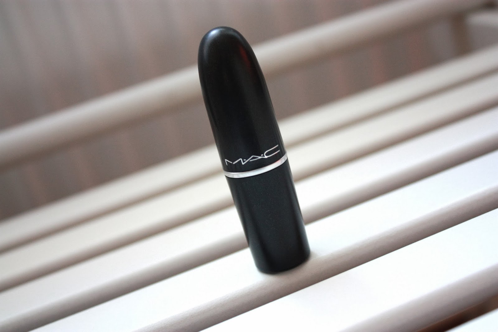 Ready, Set, Illuminate!: Mac Diva Ruj / Mac Diva Lipstick