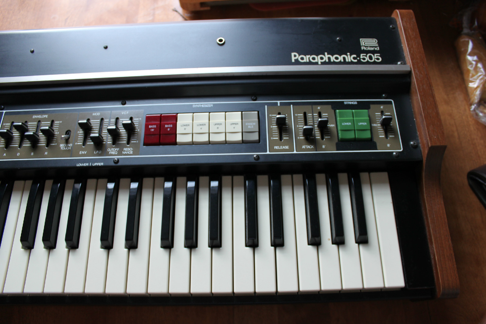 MATRIXSYNTH: Roland RS-505 Paraphonic Strings Ensemble Synthesizer