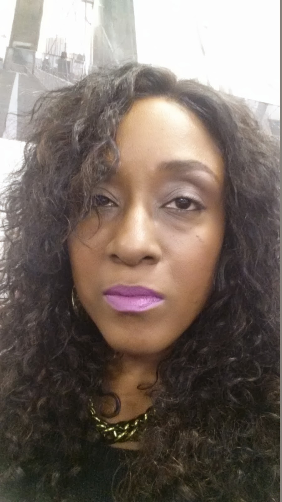 Made-up Hair Style: Sensual's Vella Vella Passion Wave & Fierce Lips