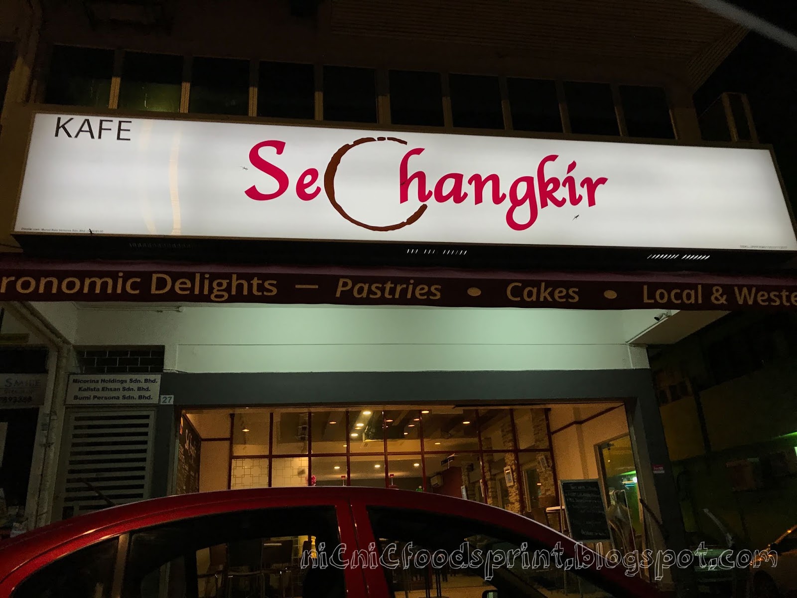 ~ niC niC's Foodsprint ~: Sarawak Laksa @ SeChangkir TTDI