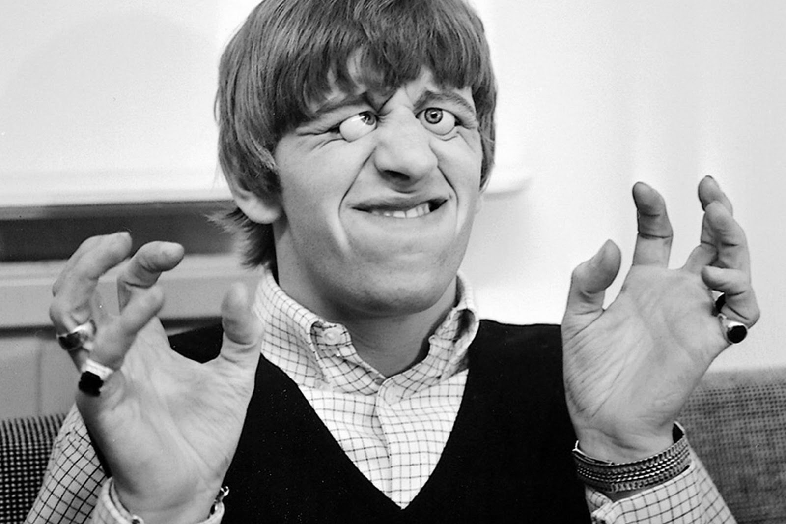 O Baú do Edu: FOTO DO DIA - RINGO STARR