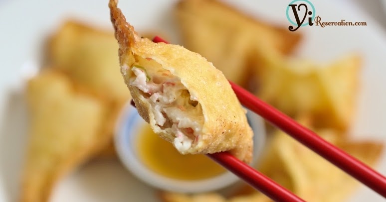 BEST CRAB RANGOON RECIPE (CHEESE WONTON) | 炸蟹角 - yosmarkitchen