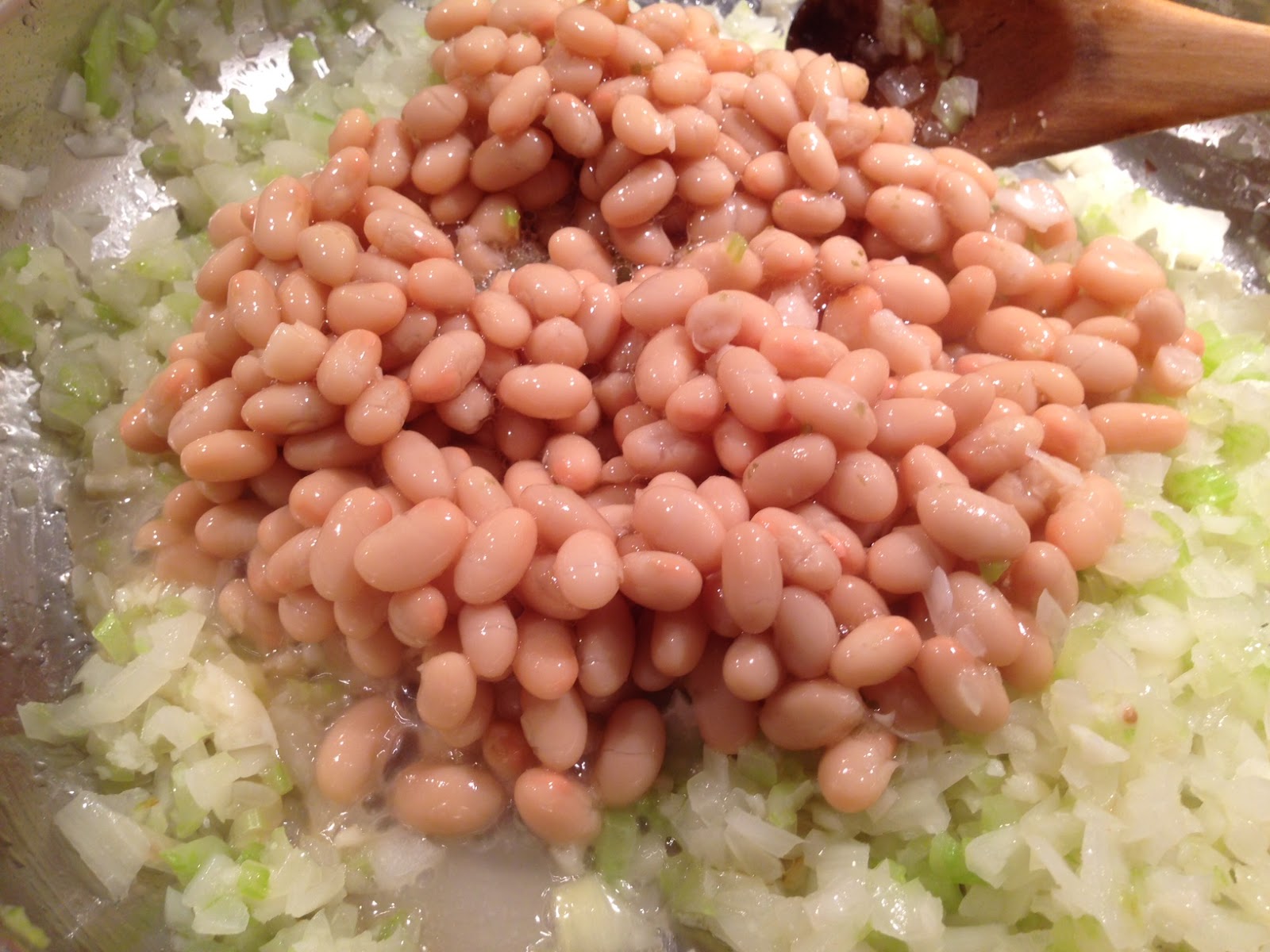 Frijoles blancos con salsa pistou | Vegan Latino