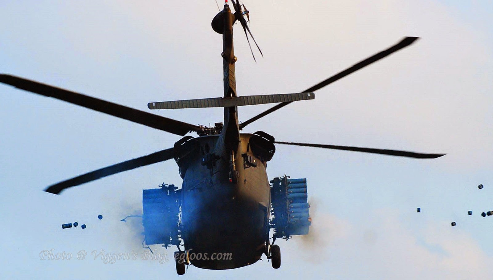 វិទ្យាសាស្រ្តយោធាកម្ពុជា: Minelayer mine dispenser