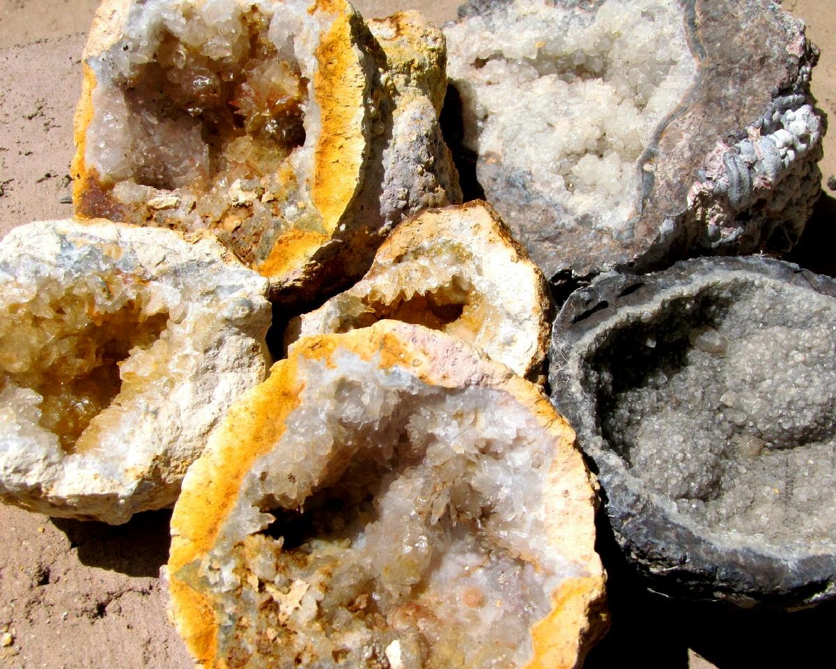 The Southwest Armchair Traveler: The Deming Rockhound Roundup, with ...