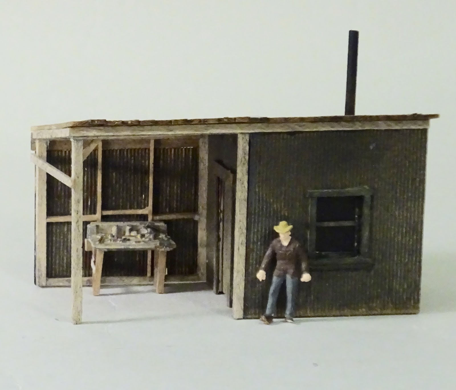 Model Railroad Minutiae: Scrap yard model office