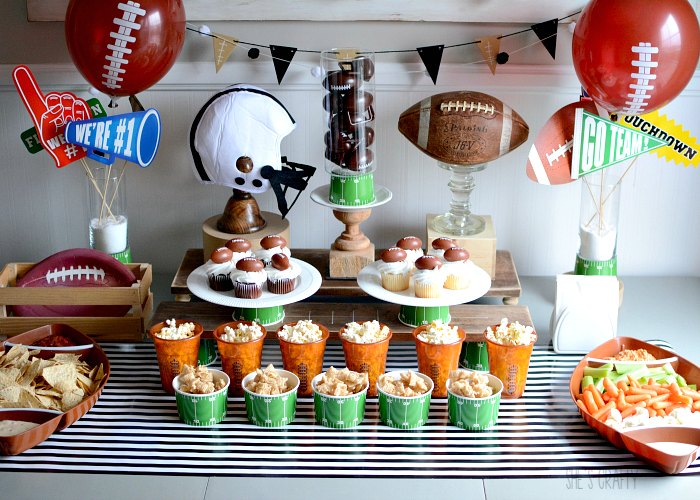 She's Crafty: How to throw a Superbowl party