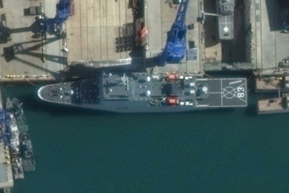 Asian Defence News: PLAN New ocean going training ship 83 QiJiguang ...