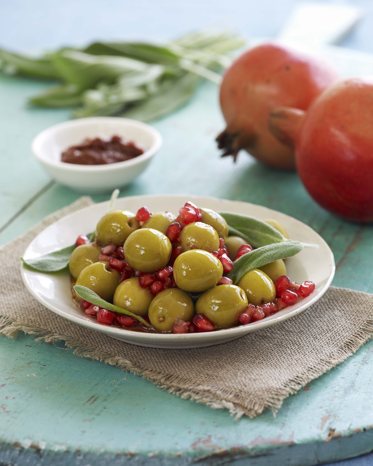 Madhouse Family Reviews: Jazz up your olives