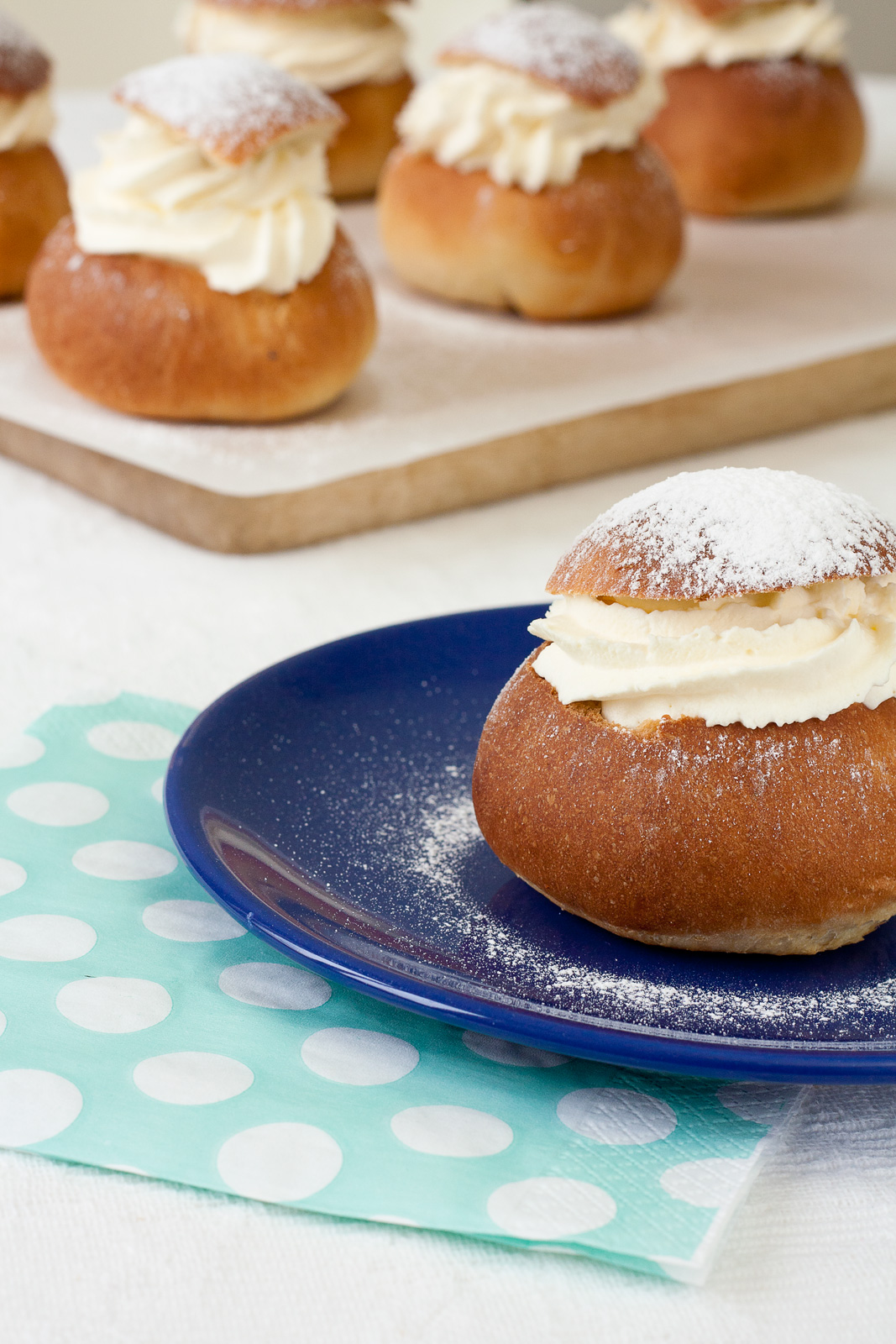 Semla - tradicionalni švedski kolač | Na tanjiru