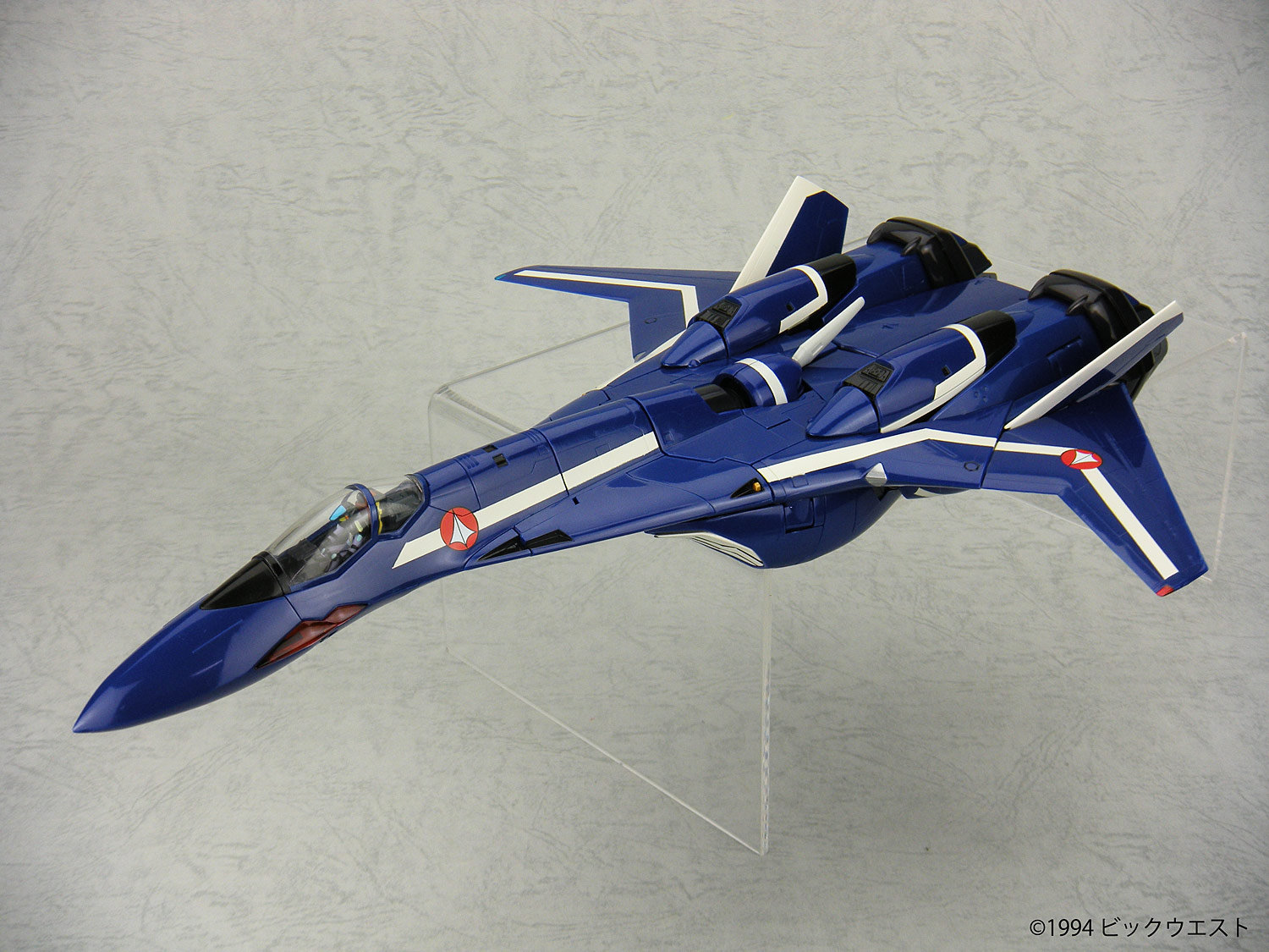 大光明株式會社: 2012年8月Yamato 1/60 完全變形 Macross 7 - VF-19F Emerald Force 一般機仕樣 ...