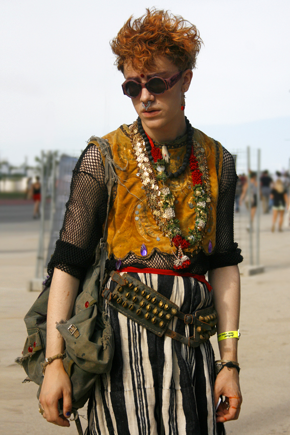 GLACE À LA MANGUE: Street Style: Tribal Punk