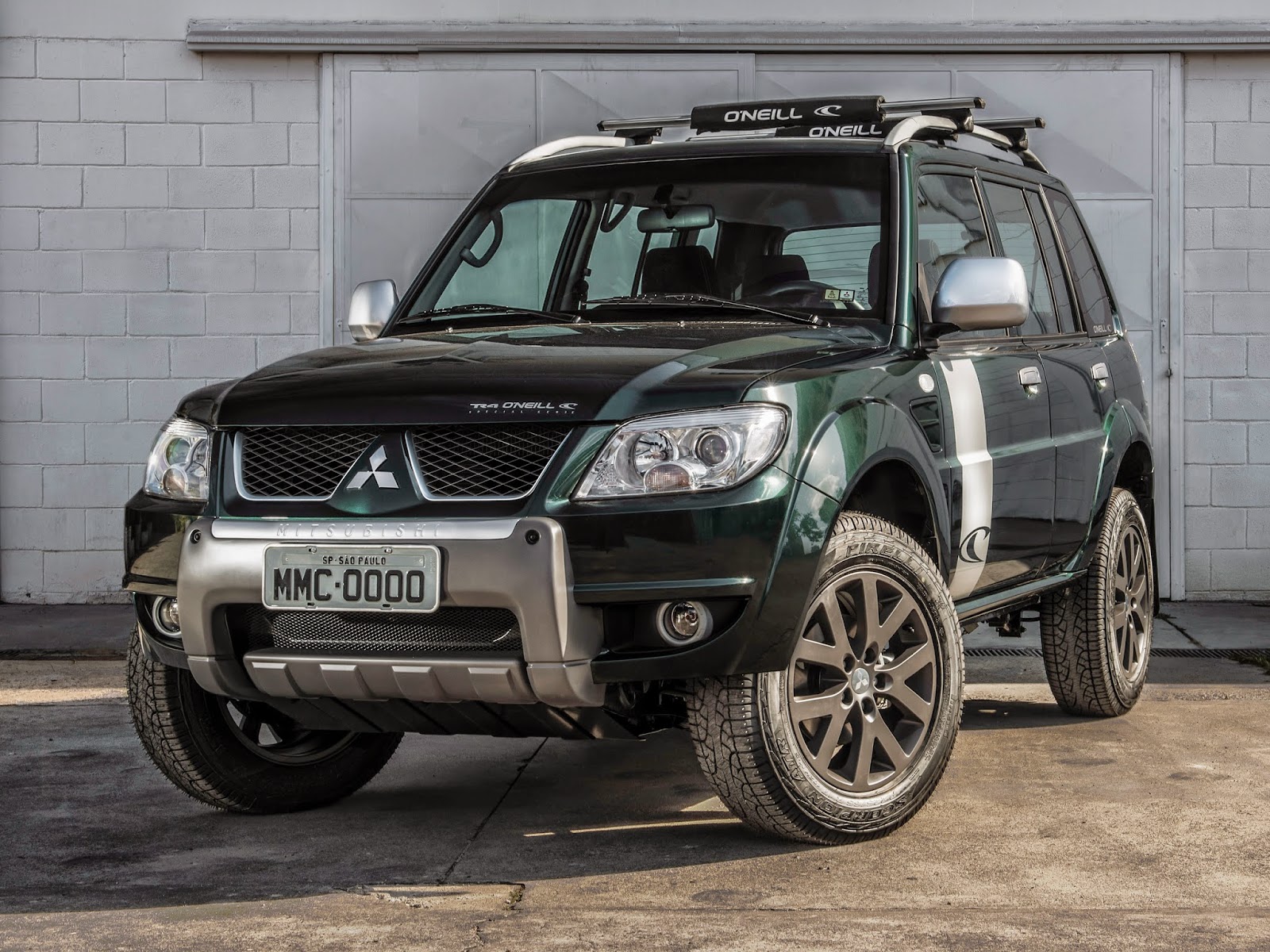 Mitsubishi retira Pajero TR4 de linha no Brasil depois de 12 anos e 100 ...