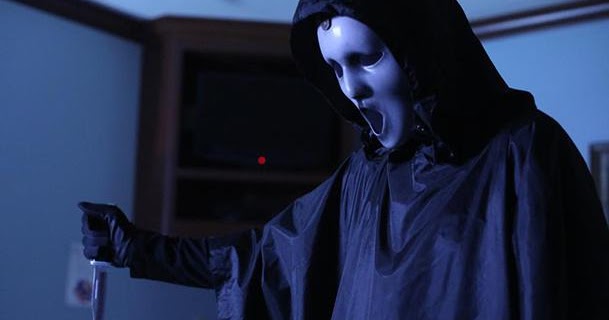 CINEPHAGEMANIAC: LA SERIE SCREAM REVOIT SON CASTING POUR UNE 3ème SAISON