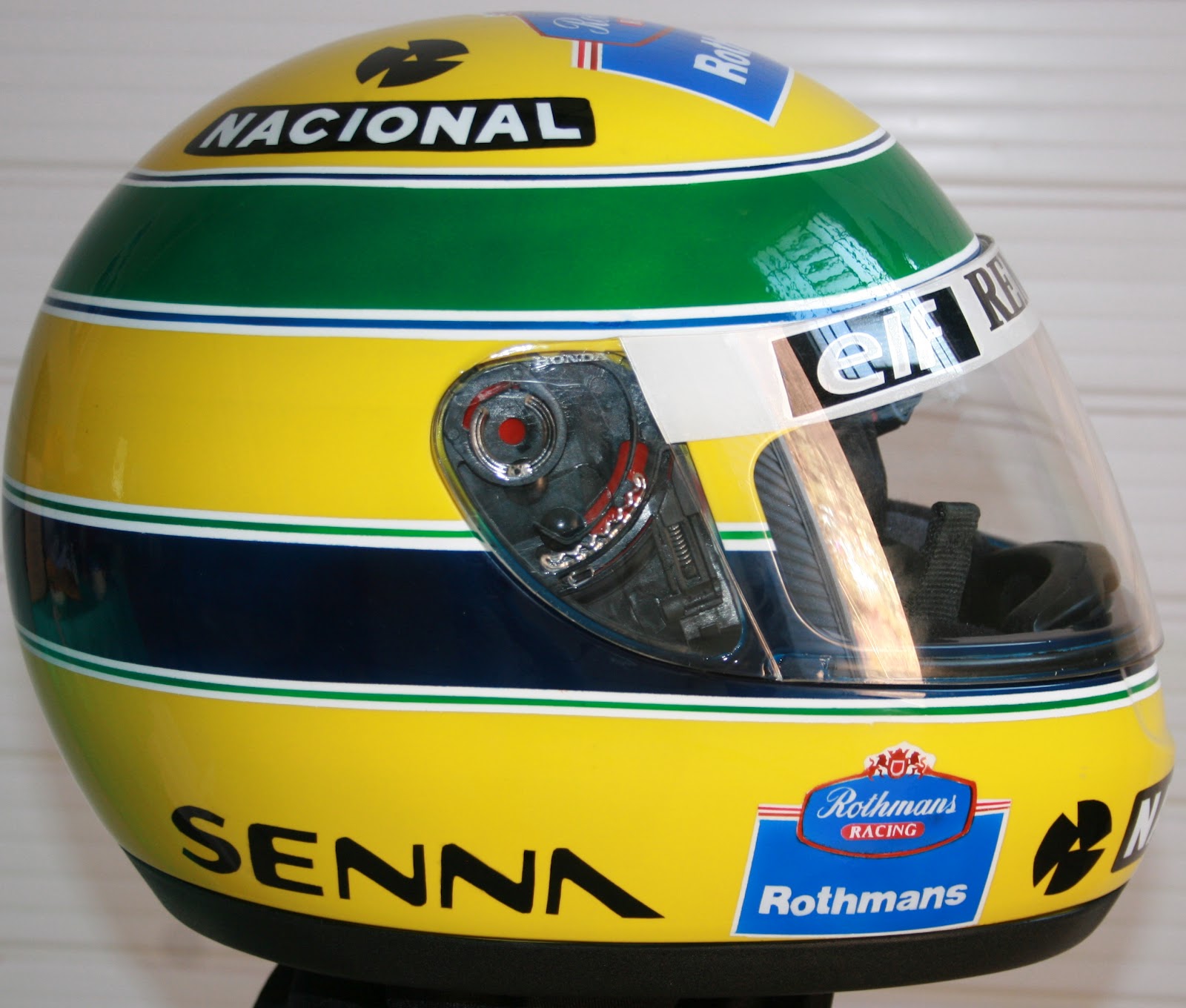 GERSON AEROGRAFIA: CAPACETE PERSONALIZADO AYRTON SENNA