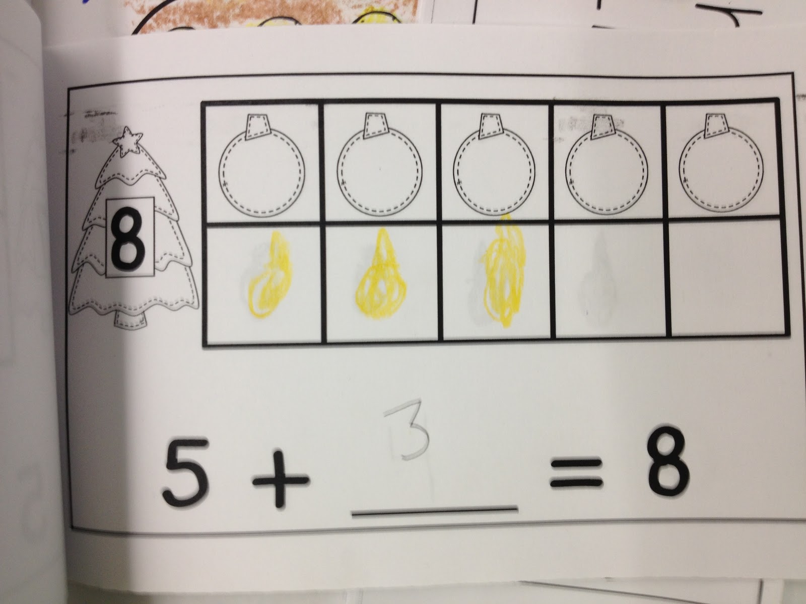 Kroger's Kindergarten: I'M ALIVE!! (and some Christmas freebies)