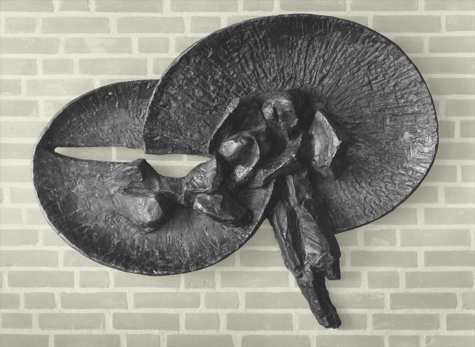 Mieke Coppens-Frehe: Wall Sculptures
