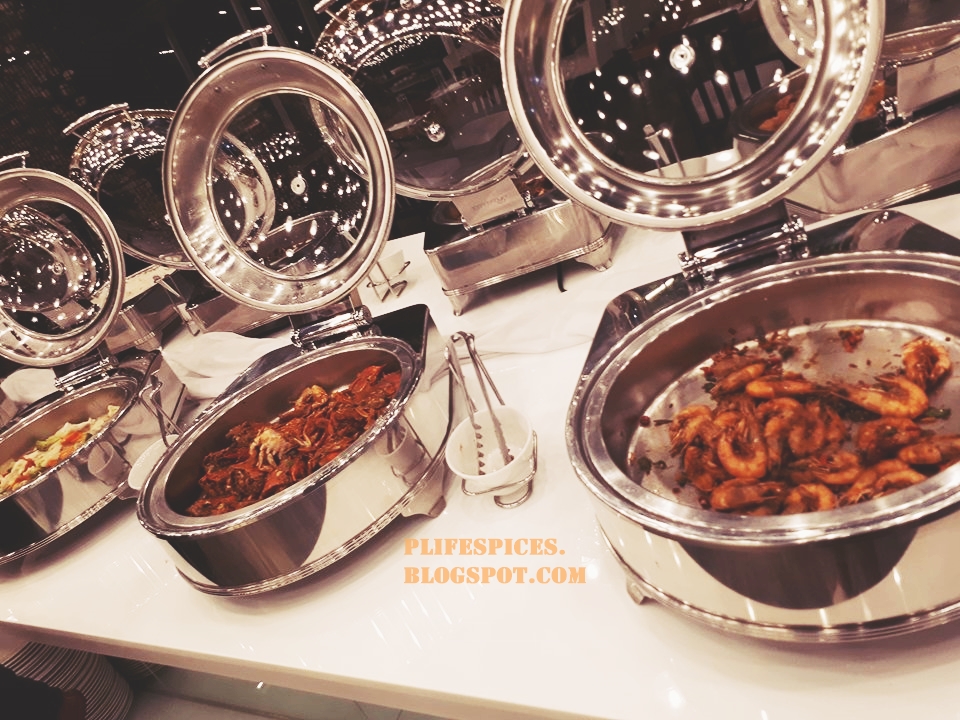 SUGBUFÉ : Cebu's Worth It Lechon Dinner Buffet