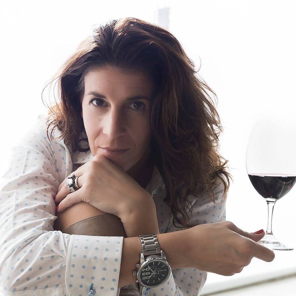 ContraRotulo: Um copo com... Ivone Ribeiro