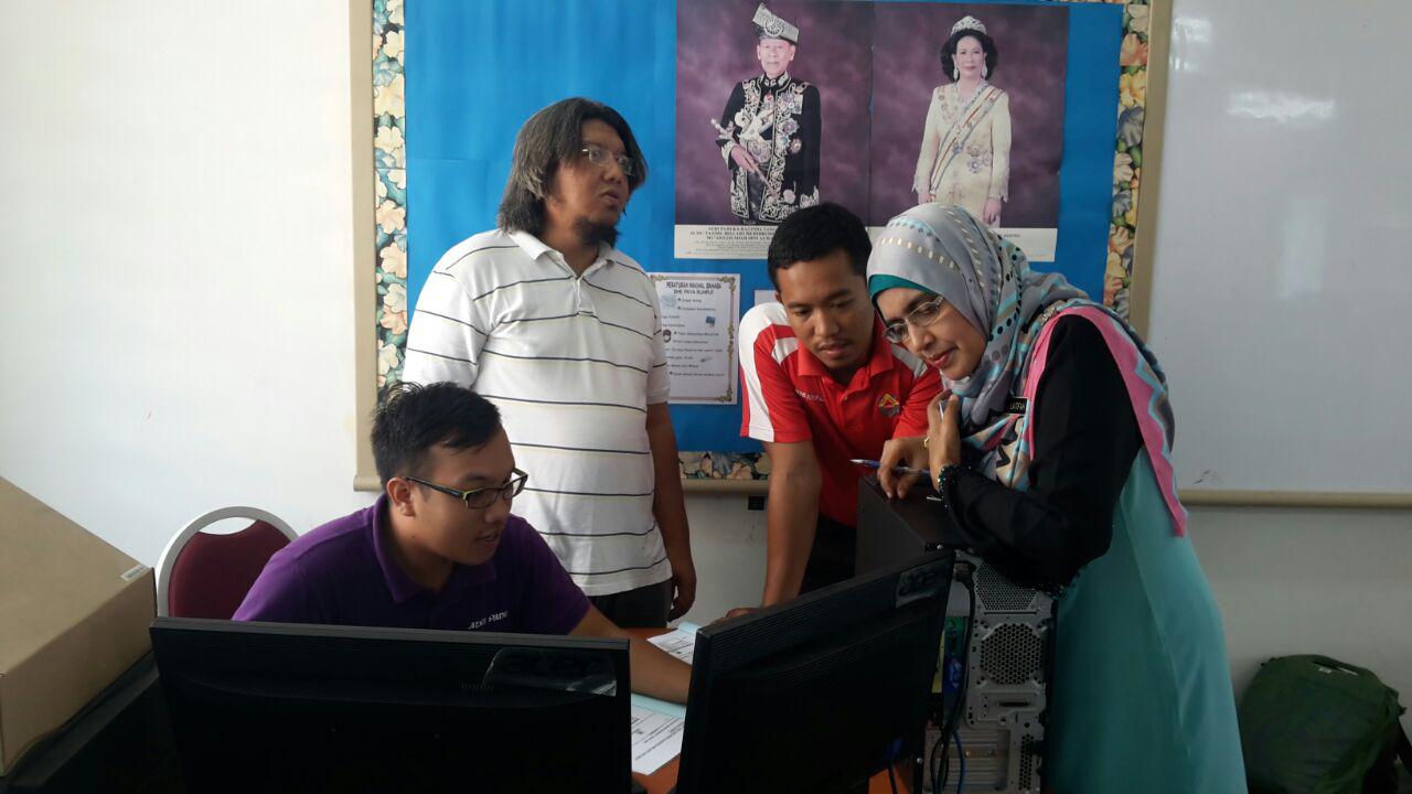 PKG Cheng: Khidmat Bantu Makmal Bahasa SMK Paya Rumput