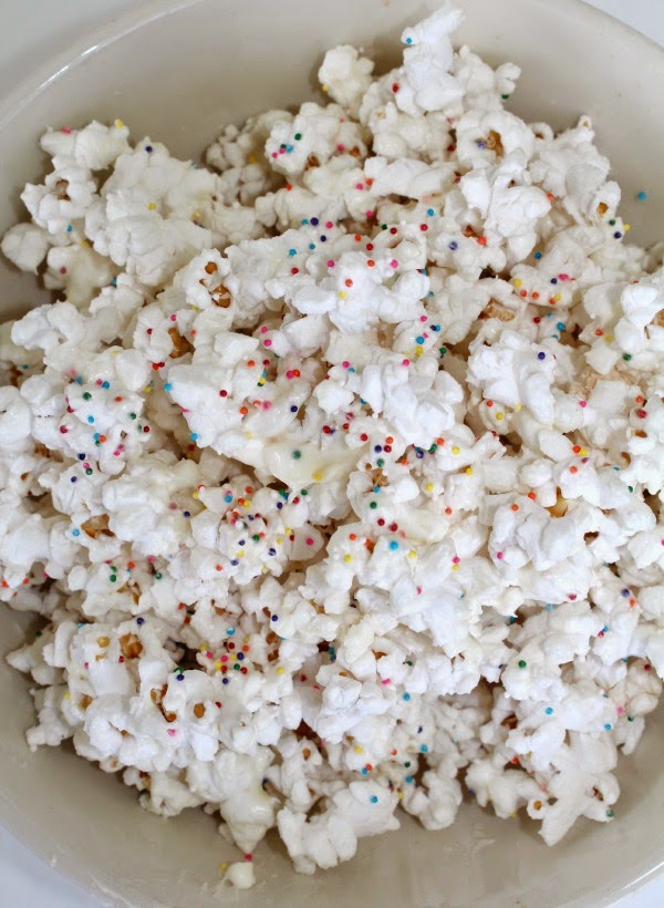On The Menu: Confetti Party Popcorn |Sunny Days & Starry Nights