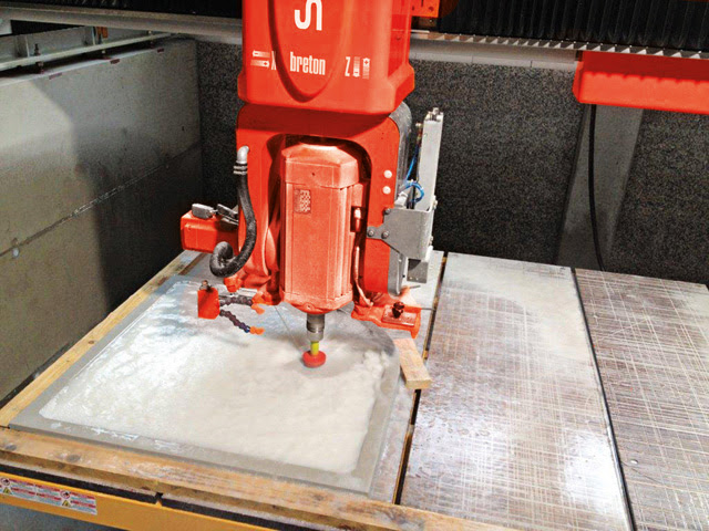 Breton Smart-Cut 550 OPTIMA - 5 axis CNC bridge saw with built-in ...