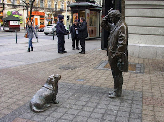 View from the Birdhouse: Dear Abby - Famous TV Dogs: Dog the Basset ...