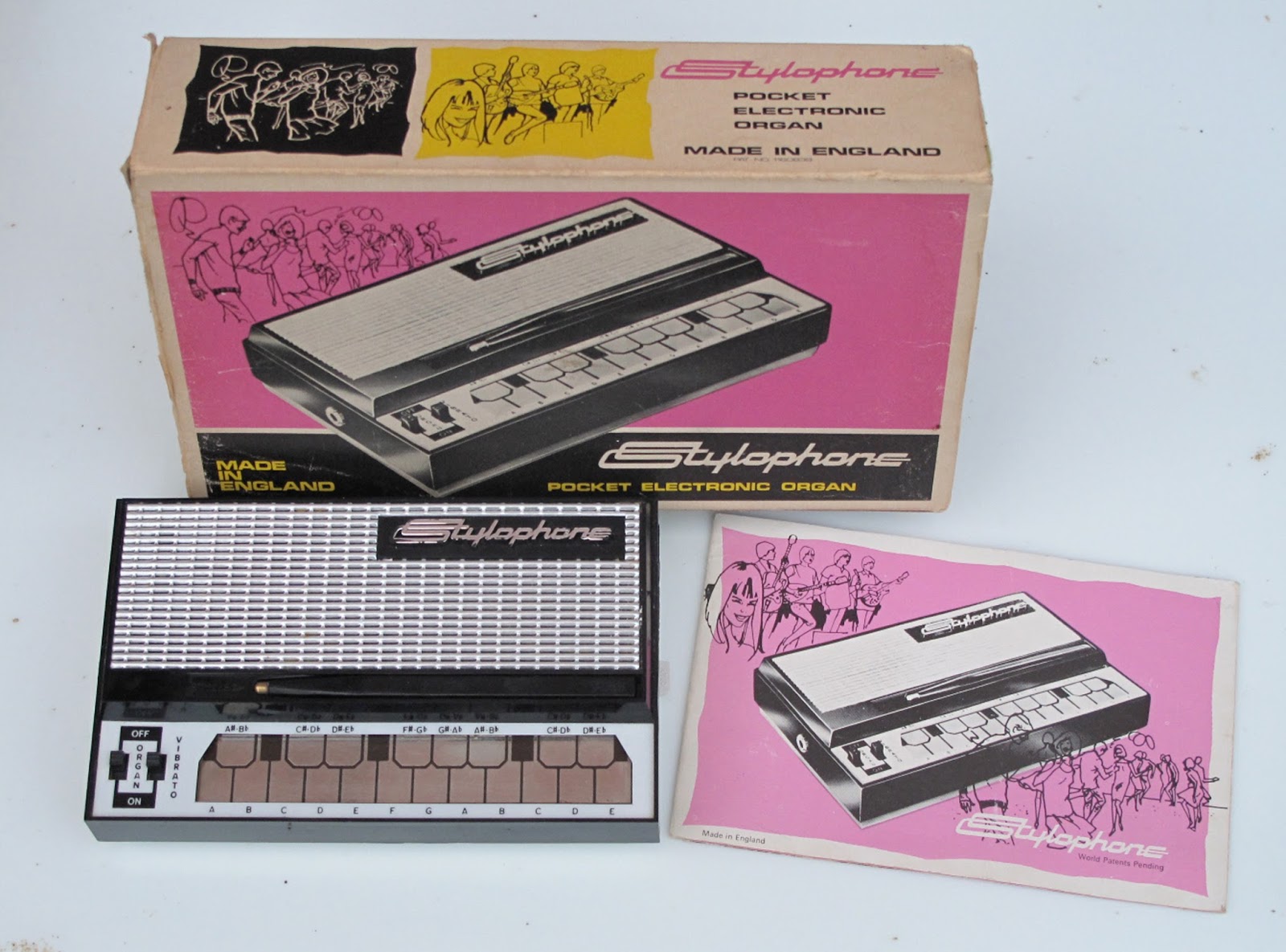 Audio Trough: Instrument Review - Stylophone 350s