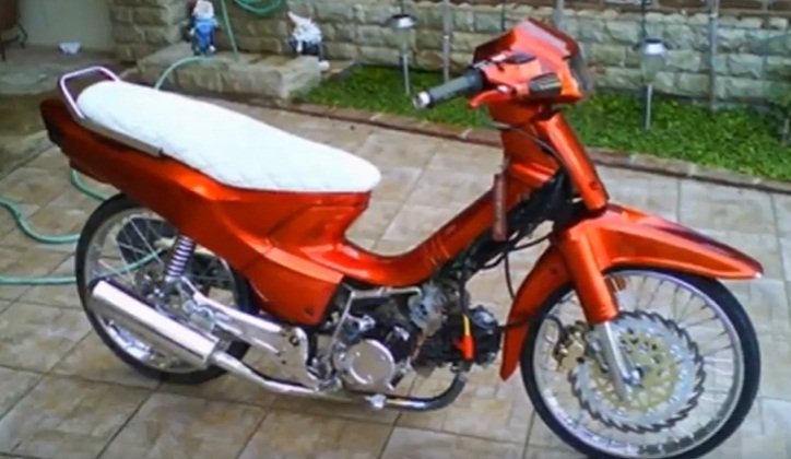 Modifikasi Motor Kawasaki KAZE R Super Keren