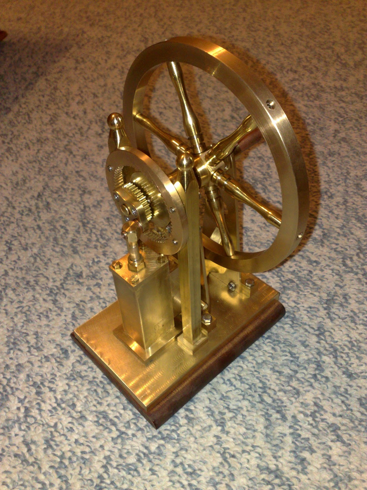 Serhat Ece's Workshop : Epicyclic Steam Engine. It incorporates a spur ...
