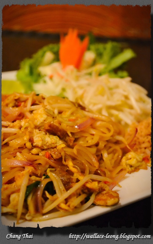 窝樂斯的旅游美食摄影札記: 『马来西亚』Chang Thai泰餐馆 - Kaow Pad Sab Pa Rod
