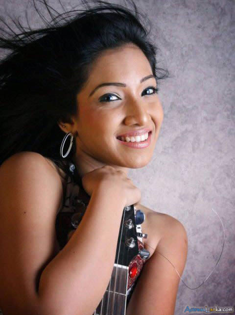 -Nehara Peiris - Tharunaya Gallery