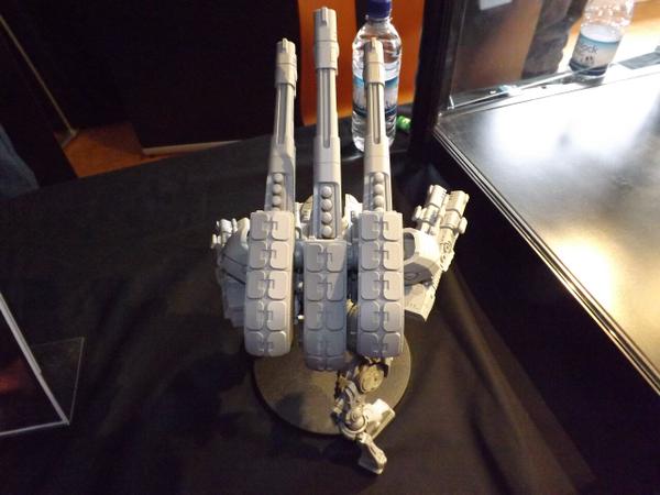 Kris Wall Minis: Tau Empire KX-139 Ta'unar Supremacy Armour