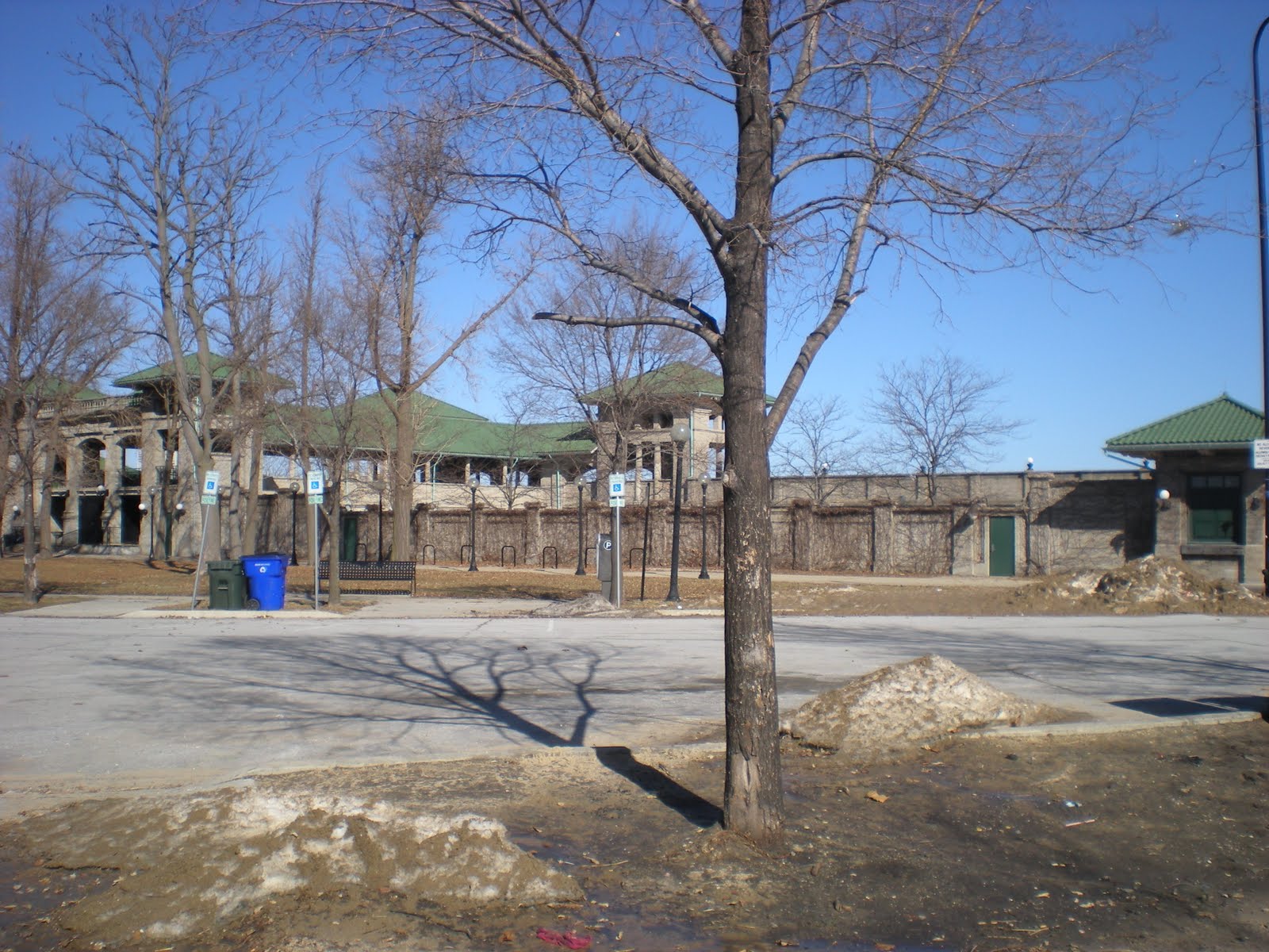 Chicago Landmarks Tour 2010-2011: Trip 93: 63rd Street Bathing Pavilion