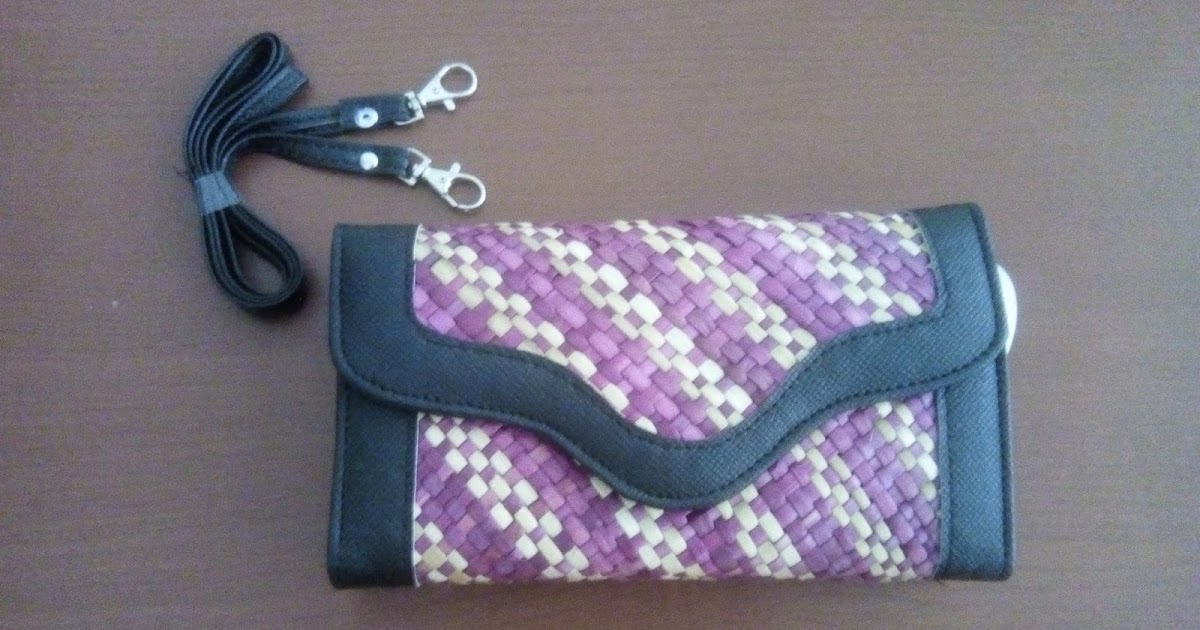 Dompet Anyaman