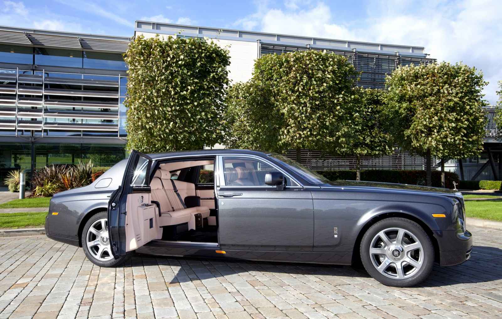 Rolls Royce Cars - Cars