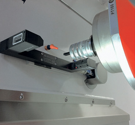 Breton Matrix 800 - CNC 5 assi per fresare acciaio, alluminio ...