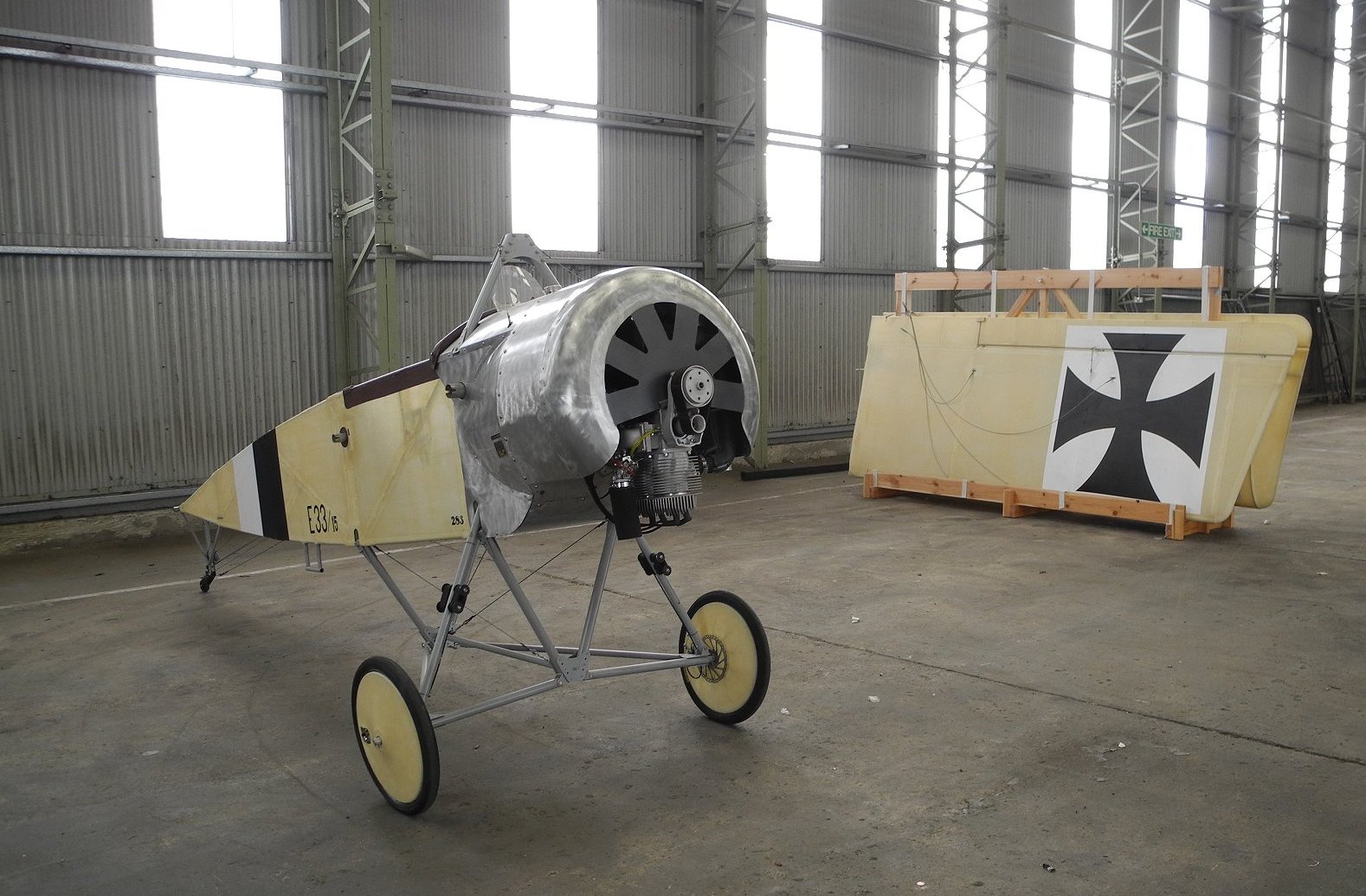 Grass Strip Aviation Ltd: GSAL Kit 105 Returns to Aston Down