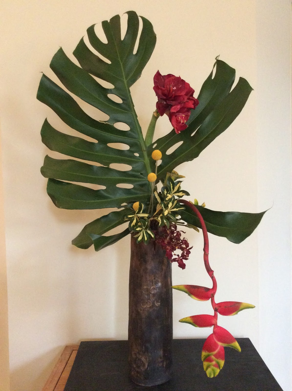 Flowers,Ikebana and I: Leaf Manipulation-by me