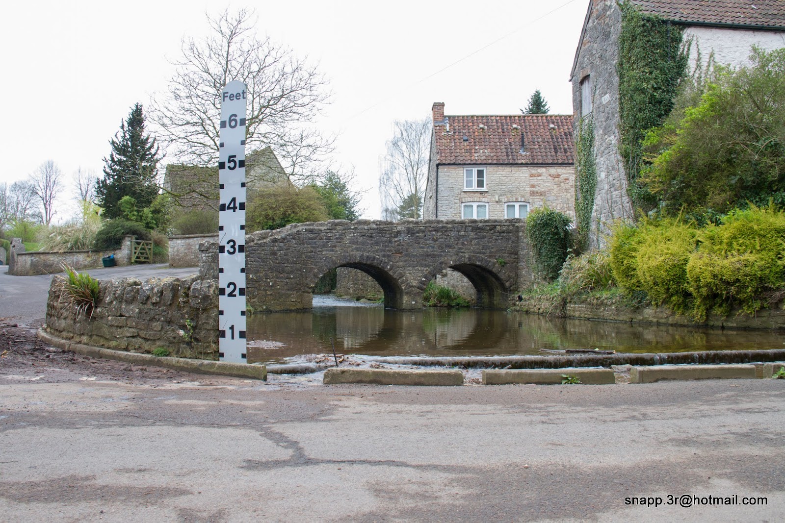 Trigpointsandblisters: 166.Chew Stoke Hidden Waterfall