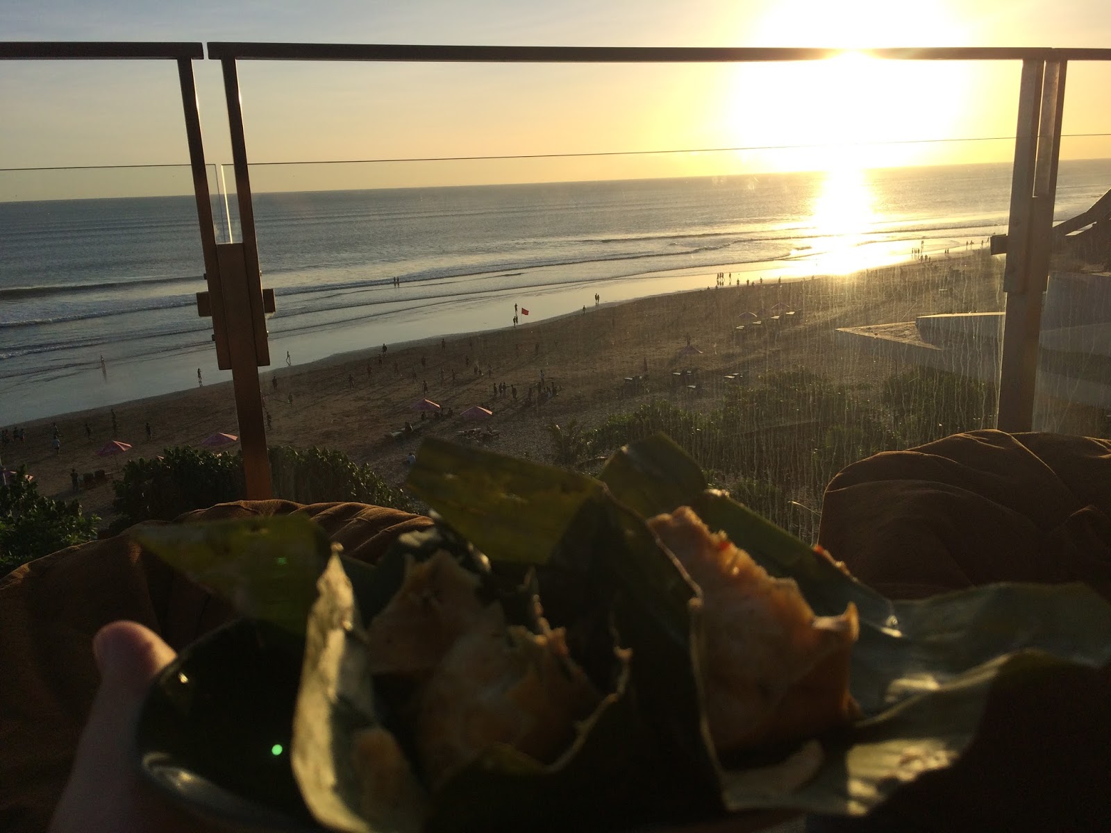 Moonlite Kitchen and Bar - Seminyak, Bali - Travel is my favorite Sport