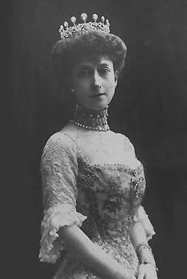 All My Tiaras: Queen Maud of Norway | The Court Jeweller