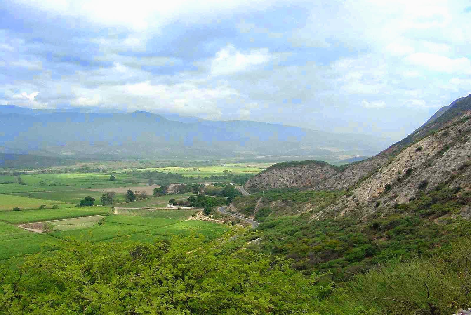Características De Venezuela: Características de la Región Centro ...