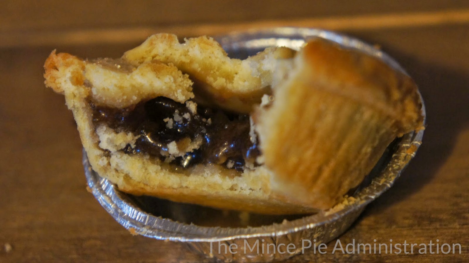 The Mince Pie Administration: Mr Kipling - Exceedingly Merry - 6 Mince Pies