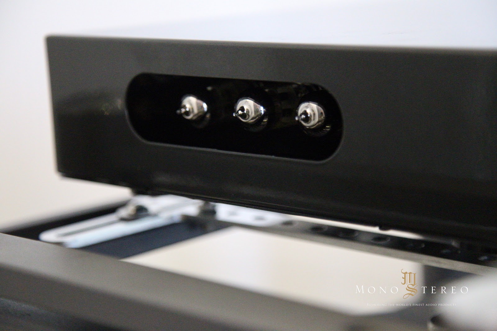 AIRTIGHT ATC-5 PREAMPLIFIER REVIEW IS COMING – M & S | Ultimate High ...
