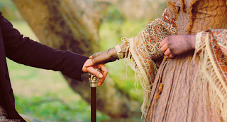 Old-Fashioned Charm: Period Dramas Hand Game - Answers!