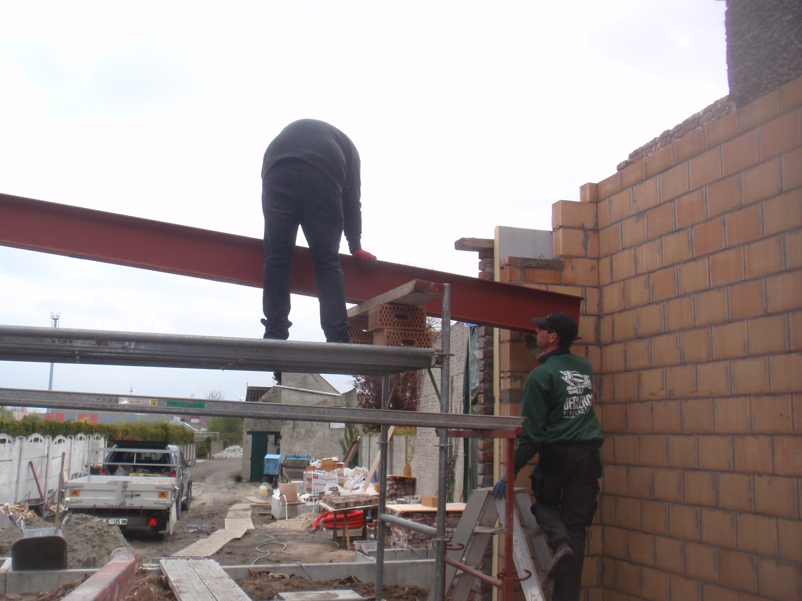 Verbouwing: Poutrels leggen