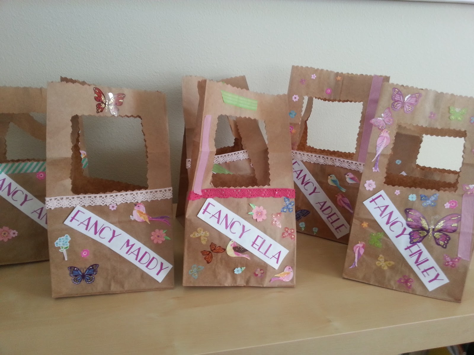 Fancy Nancy - Inspired Birthday Tea Party | So Much To Make