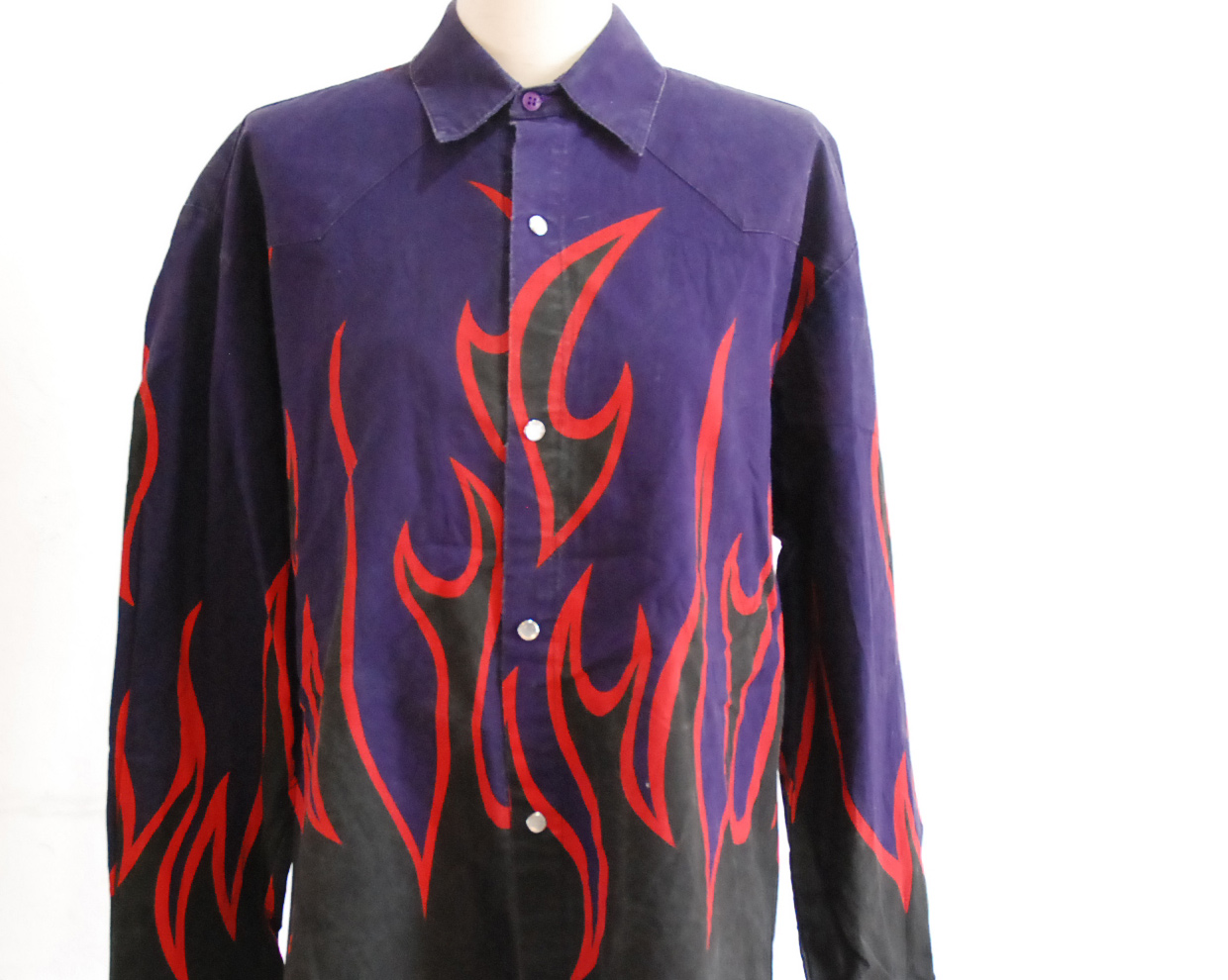 QLOZET NEWS: FIRE PATTERN L/S SHIRT
